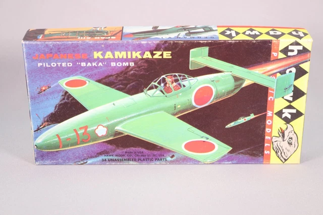 LM131 HAWK 616-50 1/48 1:48 Maquette avion militaire Japanese kamikaze ...