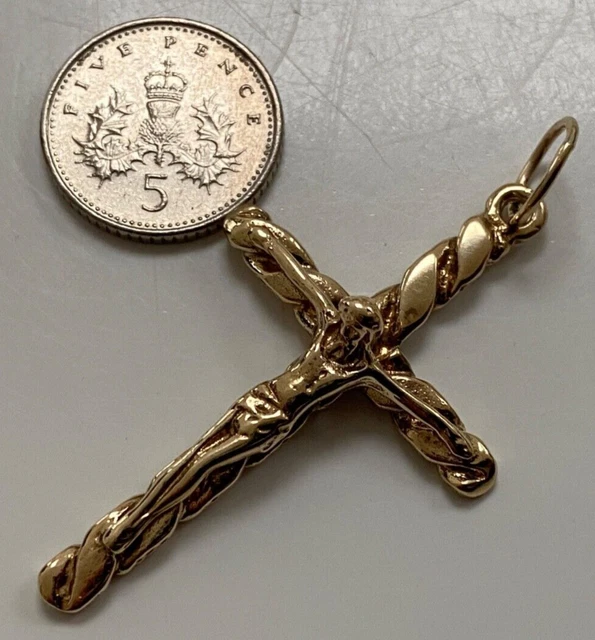 LARGE ISH 9CT Yellow Gold Crucifix/ Cross Pendant 5.1 g Hallmarked £290 ...