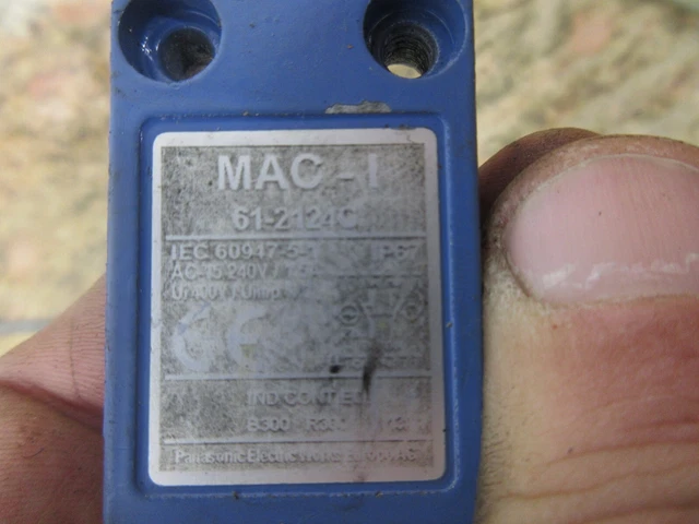 PANASONIC ELECTRIC SAFETY Limit Switch Mac-1 -I 61-2124C B300 R300 Haas ...