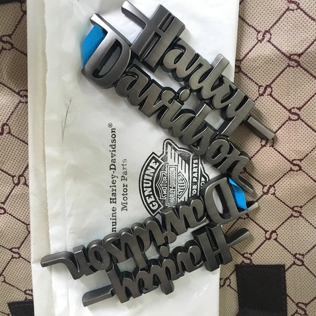 OEM HARLEY DAVIDSON Fuel Tank Badges Medallion Dyna Street Bob 61400098 ...
