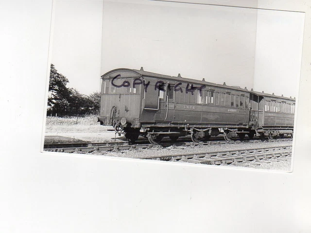 RAIL PHOTO LNER GER Coach 62261 Kelvedon station essex £2.69 - PicClick UK