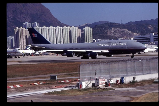 ORIGINAL FUJICHROME COLOUR Slide United Airlines Boeing 747-400 ...