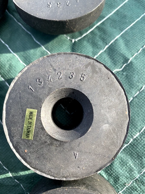TRIUMPH TR4A IRS Tr250 Tr6 Rear Differential Rubber Mount Lot $63.82 ...