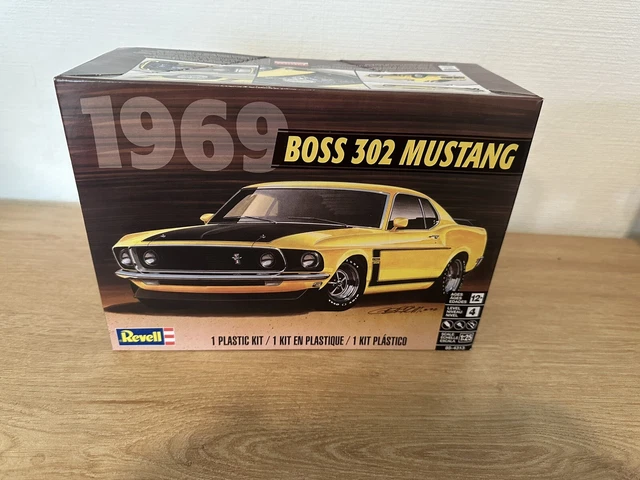 1969 FORD MUSTANG BOSS 302 1:25 Model Kit Bausatz Revell 4313 EUR 20,00 ...