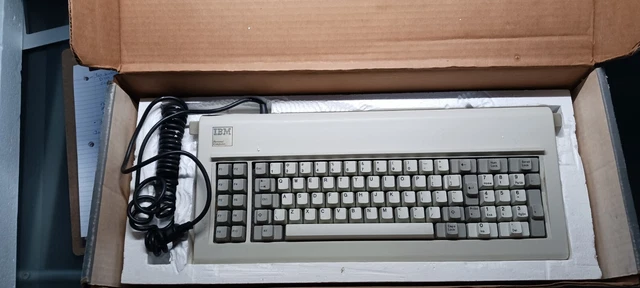 VINTAGE IBM 5150/5160 XT Model F 1501100 Keyboard Original Box Tested ...