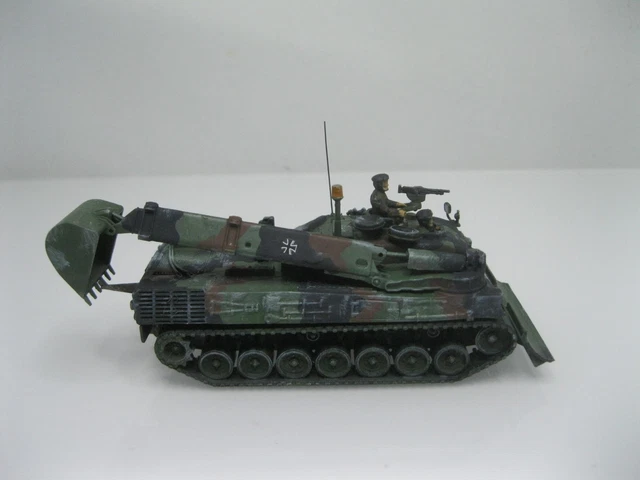 ROCO MINITANKS -H0 1:87- Bundeswehr - Dachs - Pionierpanzer 2A1 - tarn ...