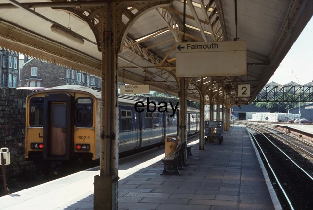 35MM RAILWAY SLIDE- BR DMU Class 150. 150219 @ Truro £2.99 - PicClick UK