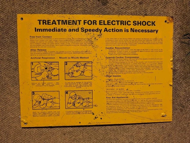 VINTAGE INDUSTRIAL ELECTRIC SHOCK METAL SAFETY SIGN - First Aid Warning ...