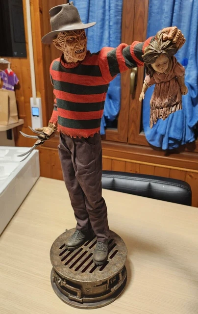 FREDDY KRUEGER PREMIUM Format Figure 1/4 sideshow- A NIGHTMARE ON ELM ...