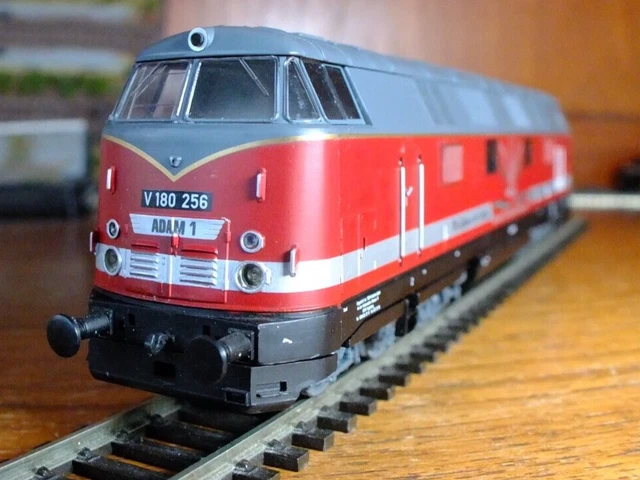 GUTZOLD 35632 HO gauge V180 diesel loco in Adam Transporte livery £135.00 - PicClick UK