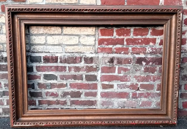 GRAND CADRE EN Bois Stuc Dore Ancien Dimensions Chassis 60 Cm Par 94 Cm ...