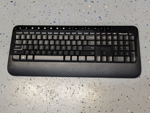MICROSOFT WIRELESS KEYBOARD 2000 No Receiver, no feet, no battery cover ...