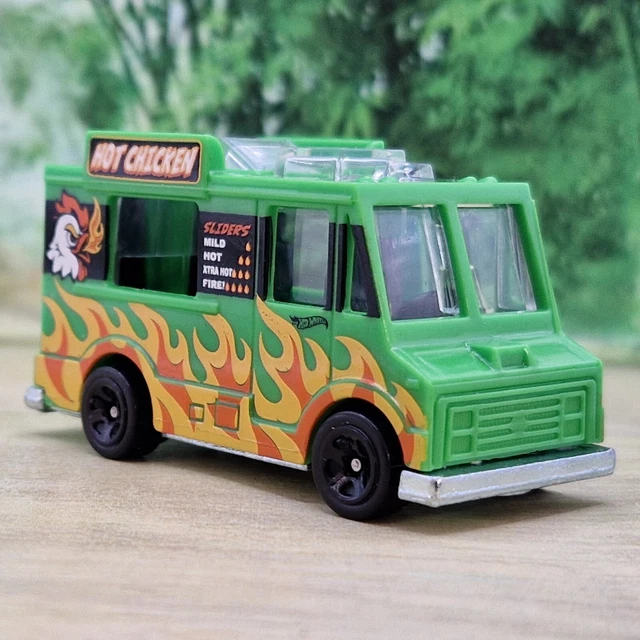 HOT WHEELS QUICK Bite Hot Chicken Van Model Car 1/64 (64) Excellent ...