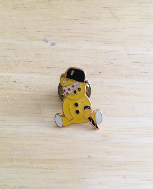 BBC CHILDREN IN Need - Pudsey Bear Enamel Pin Badge Bowler Hat/Umbrella ...