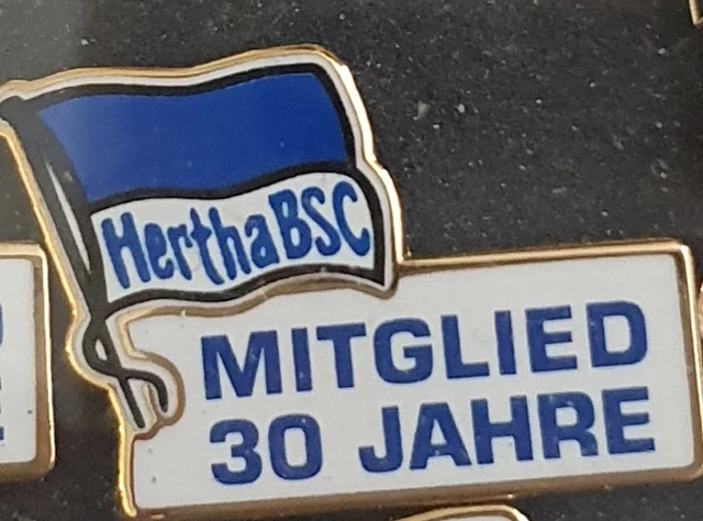PAN PINS FUSSBALL Badge Anstecker Hertha BSC Berlin Mitglied 30 Jahre ...