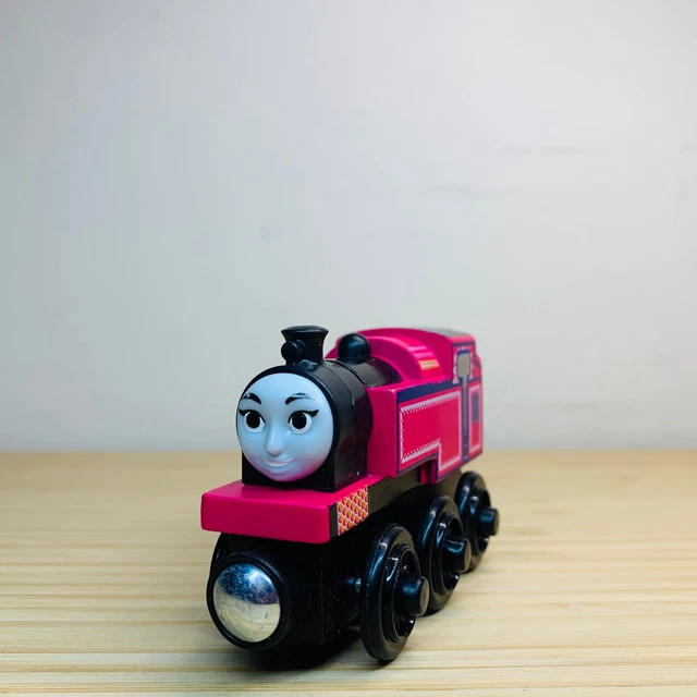 ASHIMA - THOMAS the Tank Engine & Friends Wooden Railway Magnet Trains ...