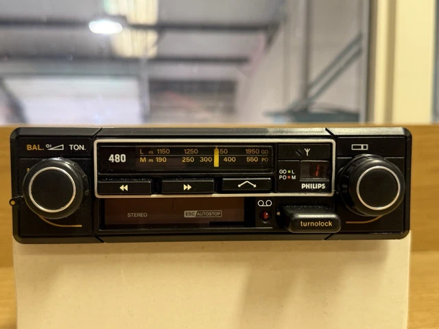 PHILIPS TURNOLOCK CLASSIC Car Radio Cassette Player Lotus Jaguar ...