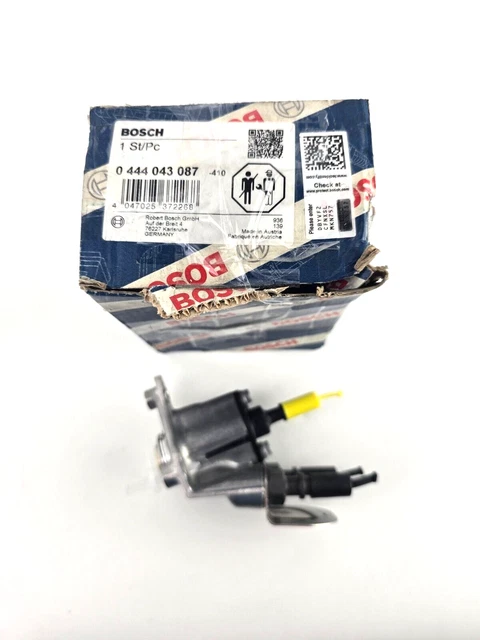 GENUINE BOSCH VOLVO Mack DEF Dosing Unit 22391563 22391565 0444043087 ...
