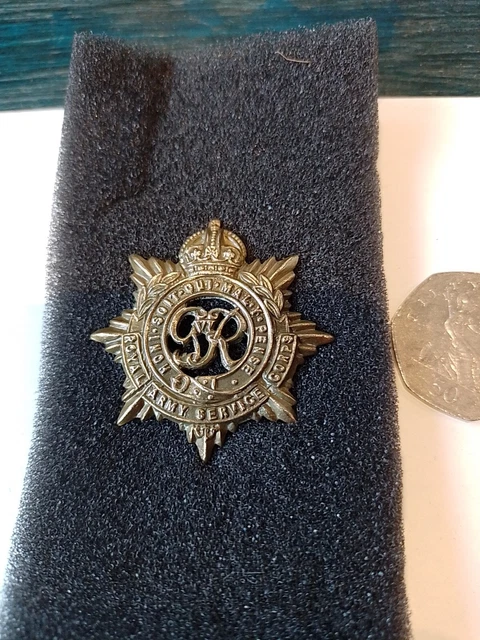 THE ROYAL ARMY service corps Cap badge, complete with slider. £7.99 ...