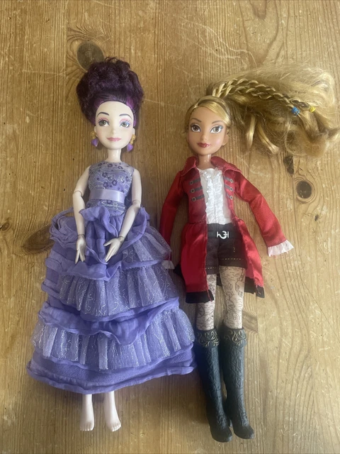 DISNEY DESCENDANTS CJ Hook Doll and Disney Descendants Mal doll Bundle ...