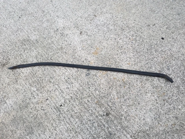 RANGE ROVER CLASSIC lower Tailgate Rear Crossmember Rubber seal £35.00 ...