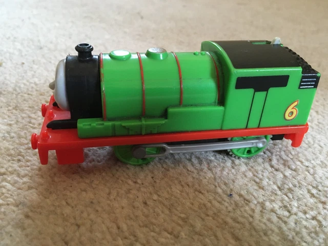THOMAS & FRIENDS Trackmaster Percy motorised Thomas The Tank Engine ...