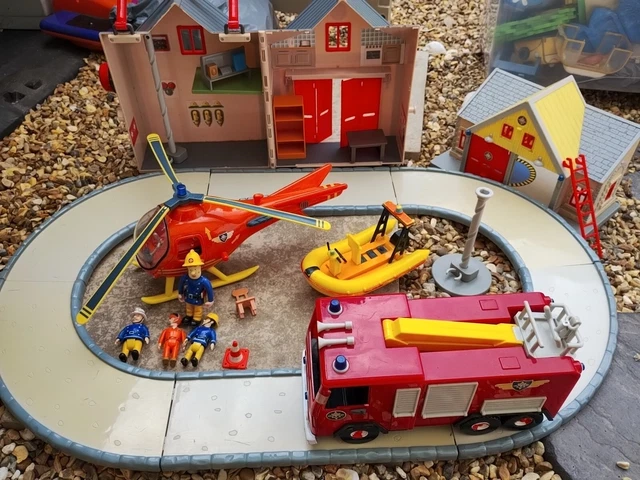 FIREMAN SAM TOYS bundle, track, large station, station, Jupiter ...