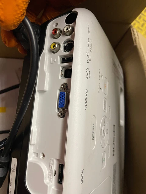 EPSON VS220 LUMENS color brightness, 2700 lumens white brightness New ...