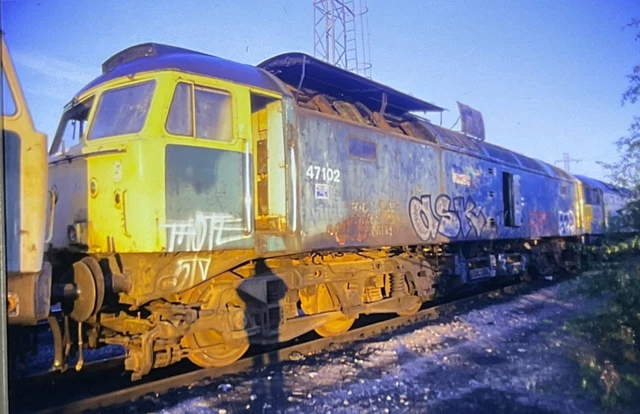 CLASS 47 - Train 35mm Colour Slide-47102- £2.60 - PicClick UK