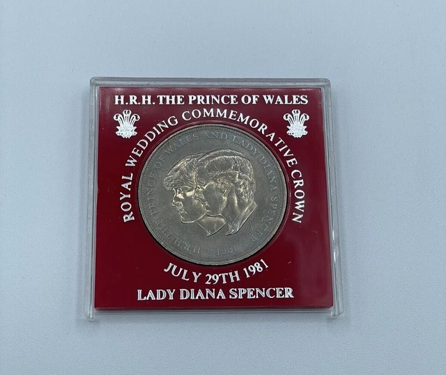 1981- ROYAL WEDDING Commemorative Coin Diana & Prince Charles Queen ...