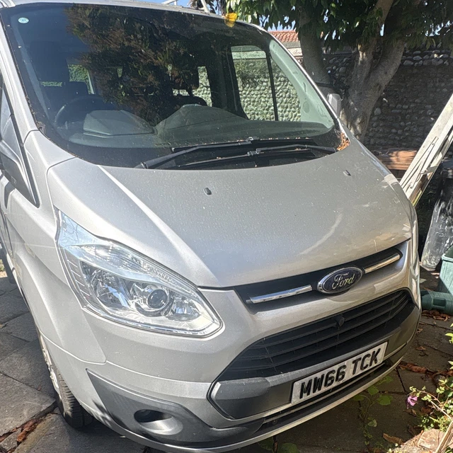 FORD TOURAN 9 Seater Drives Beautifully Tow bar and roof rack just ...