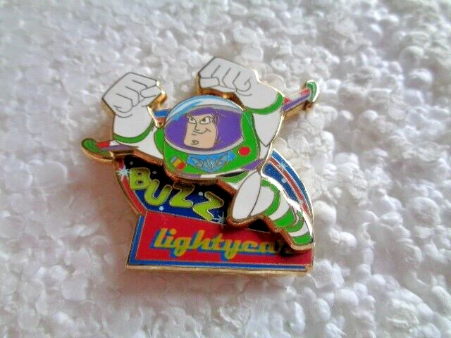 TOY STORY BUZZ Lightyear Disney Pixar signed reverse metal lapel pin £5 ...