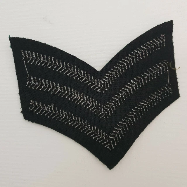 BRITISH ARMY SERGEANT rank insignia Stripes Black chevron on dark green ...