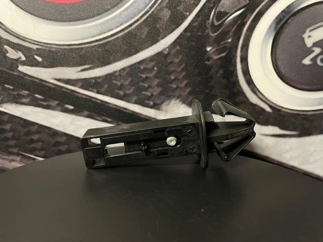 GENUINE MERCEDES-BENZ W204 C-Class Front Bumper Lamp Unit Bracket ...