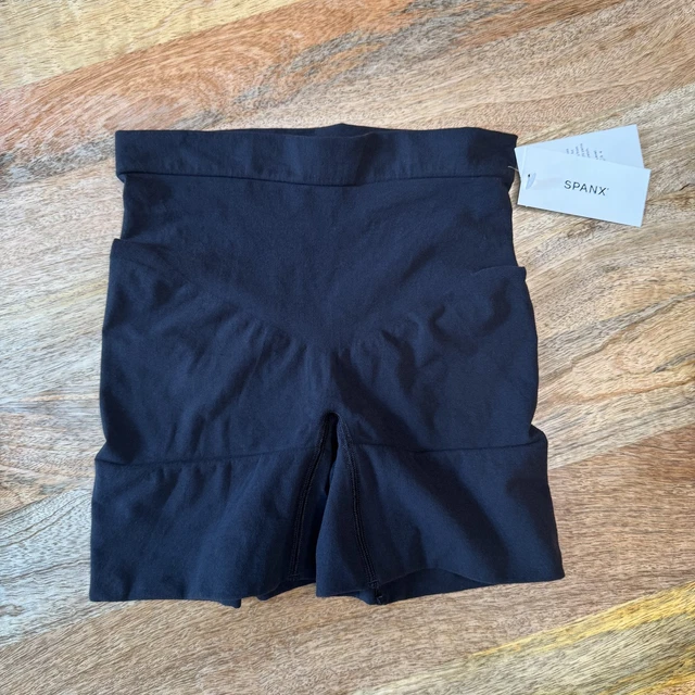 SPANX POWER SHORTY Womens Medium Very Black Shapewear Shorts 10381R ...