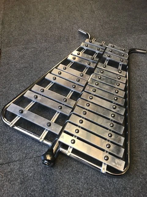 KENT A-440 BELL Lyre Glockenspiel A-Tuned 24 Plate Band Instrument £36. ...