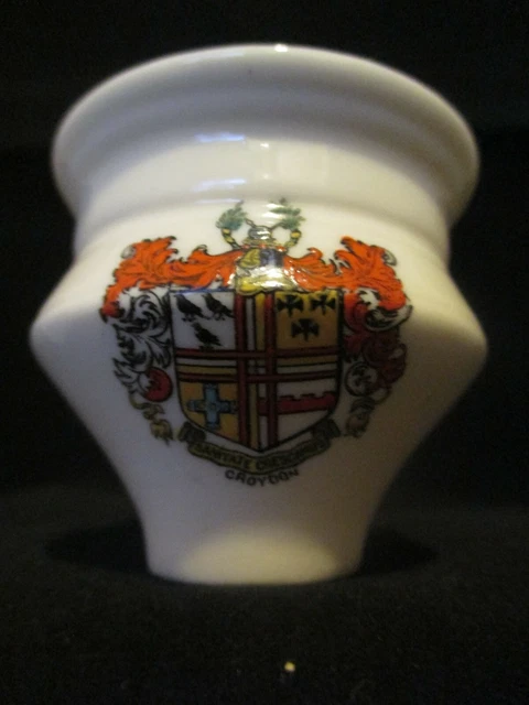 WH GOSS CRESTED China Model of ATWICK Roman VASE with Crest of CROYDON ...