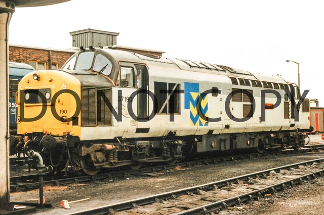 UK DIESEL TRAIN Railway Photograph Of Class 37 Loco 37190. Rm37-633 £1. ...