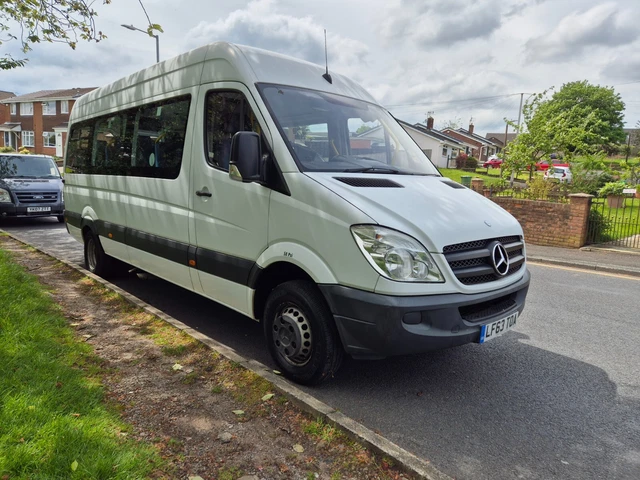 NO VAT, 130K AUTO Mercedes Benz Sprinter Minibus 16 seater £15,995.00 ...