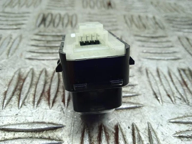 MERCEDES-BENZ C T-MODEL S205 A2059056611 18250548 EUR 31,24 - PicClick FR