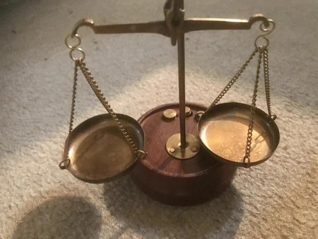 BRASS WEIGHING SCALE Balance Old Traditional Goldsmith Weight Justice ...