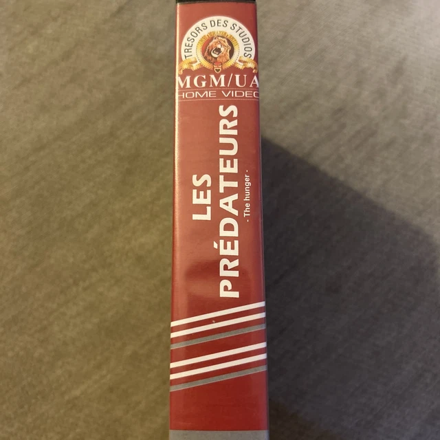 LES PREDATEURS - french VHS video tape - The Hunger - David Bowie £10. ...