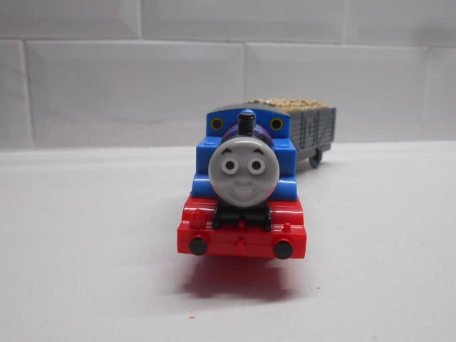 TOMY TRACKMASTER THOMAS the tank engine battery train talking thomas ...