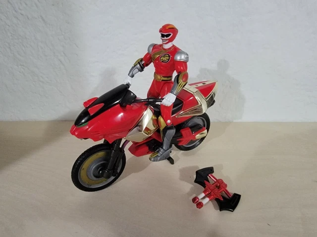 POWER RANGERS WILD Force Red Savage Cycle + Red Ranger Bandai 2002 $24. ...