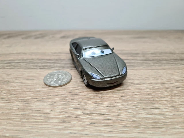 DISNEY PIXAR DIECAST Cars Bob Cutlass Grey Sedan Race Announcer $14.00 ...