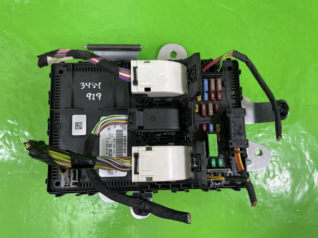 FORD FIESTA MK8 Bcm Body Control Module Fuse Box Nu5T15604Bcae 2017 ...