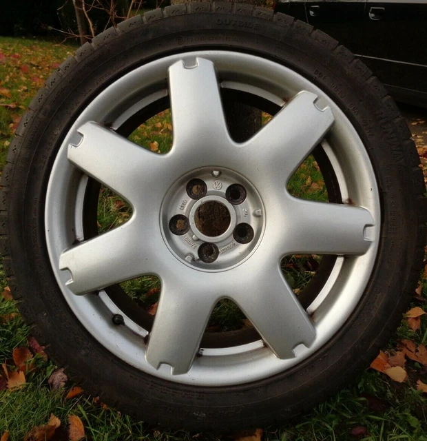GENUINE VW BEETLE 17" Alloy Wheel x 1 - 1C0601025E - 5x100 - Golf Bora ...