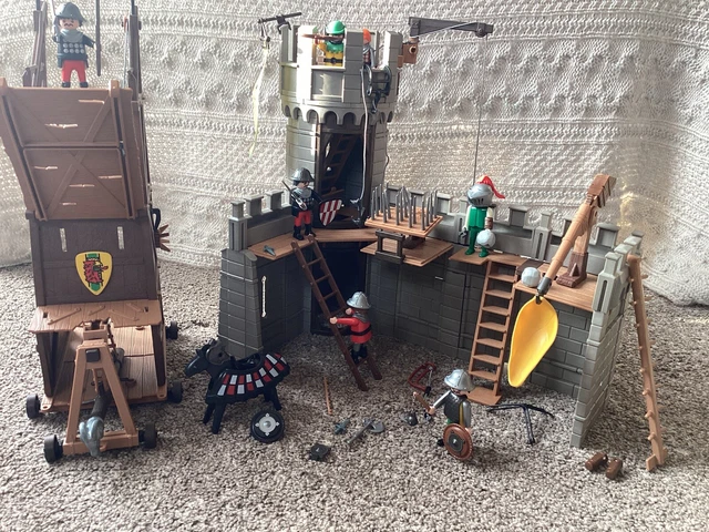 PLAYMOBIL FORT MEDIEVAL Castle 3888 And Knight Siege Tower 3887 Rare ...