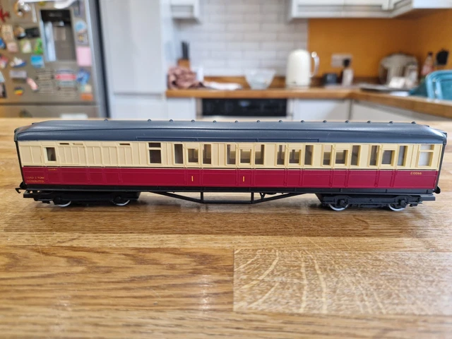 HORNBY RAILWAYS R.410 EX LNER Brake Coach OO Scale £1.13 - PicClick UK
