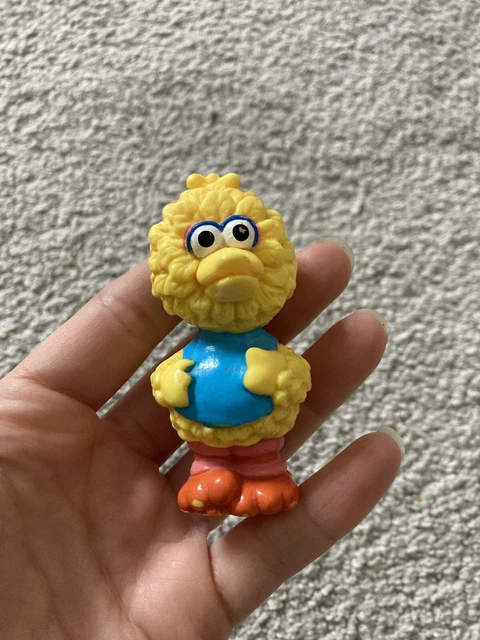 VINTAGE SESAME STREET Muppet Figure Yellow Baby Big Bird Cake Topper £6 ...